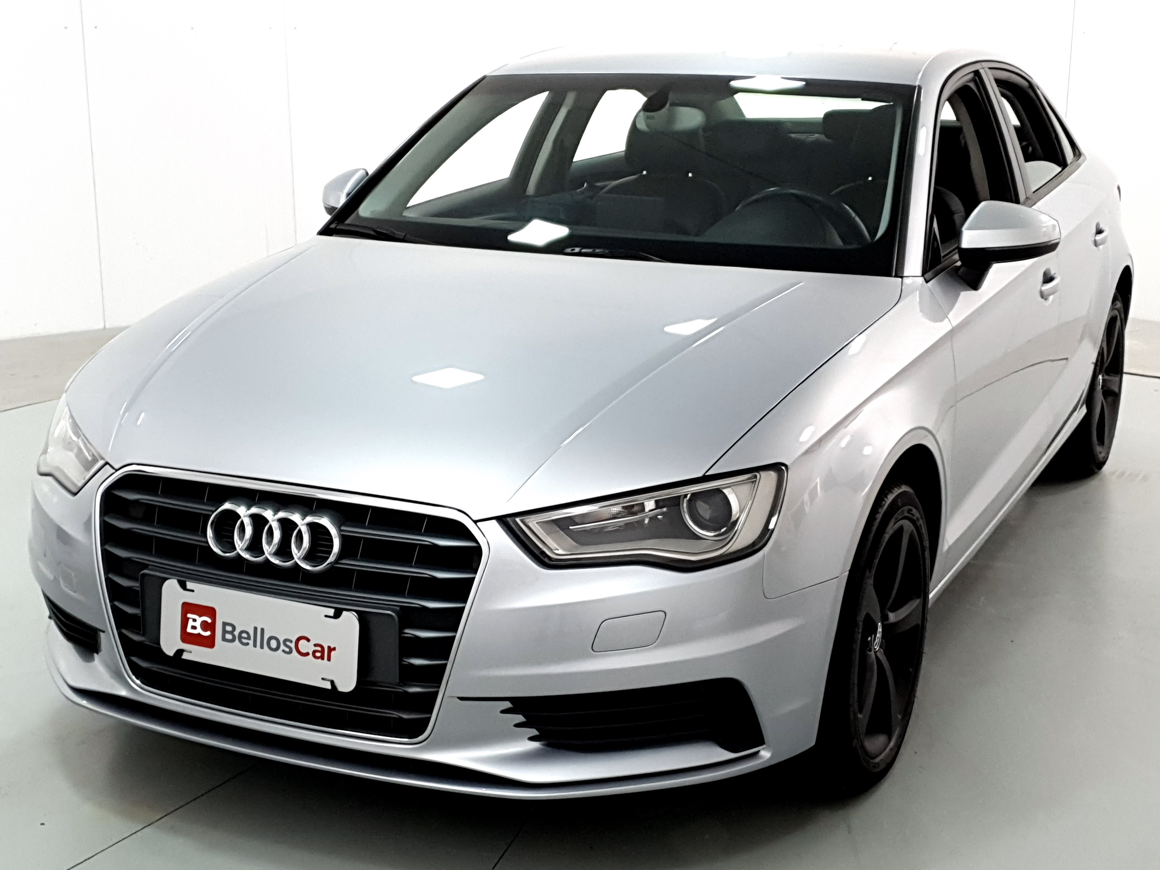 Audi A3 Sed.1.8/1.8 Ambit.16V TB FSI S-tronic Gasolina 4 portas, câmbio ...