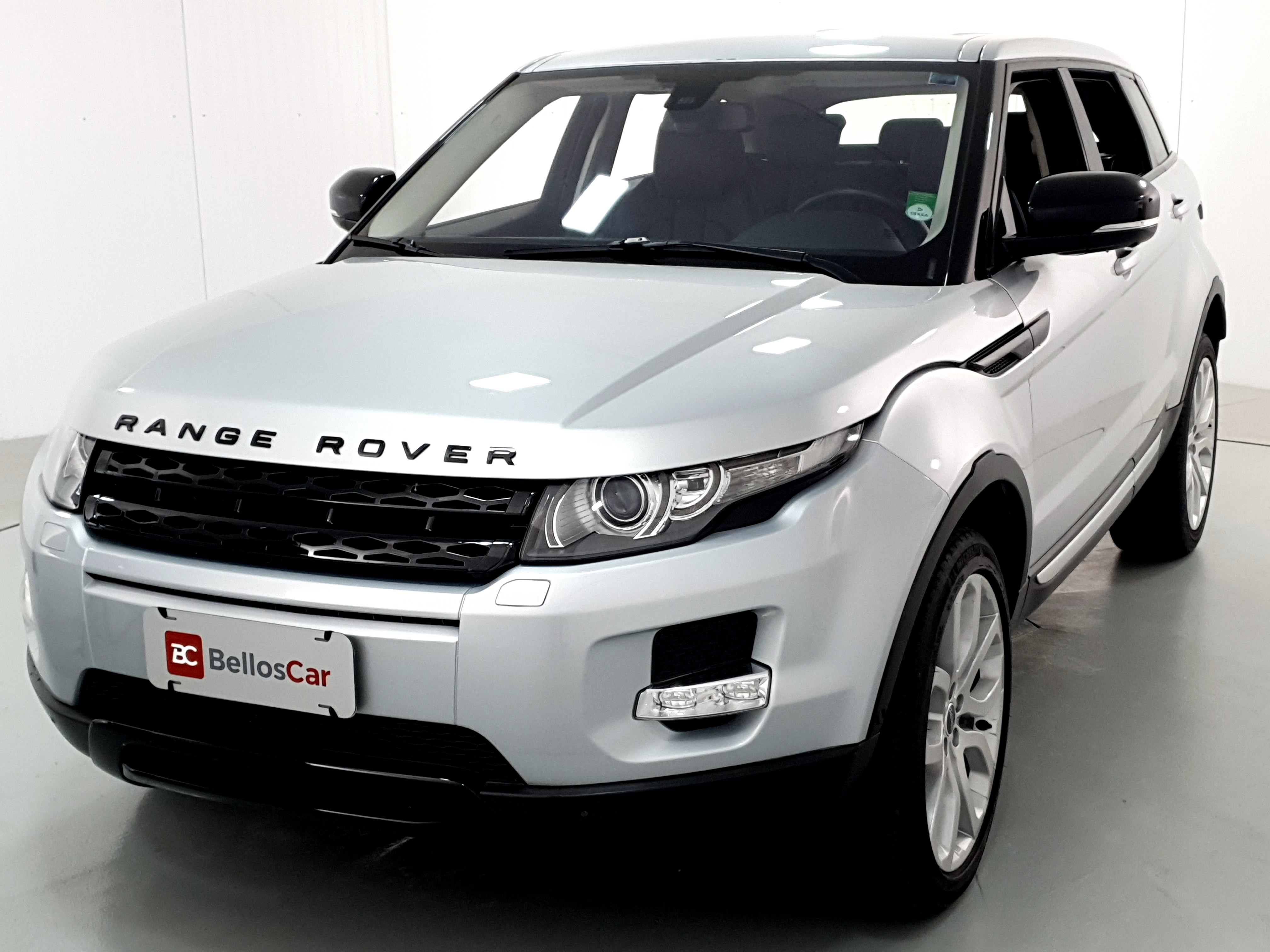 Land Rover Range R.EVOQUE Prestige 2.0 Aut. 5p Gasolina 4 portas ...