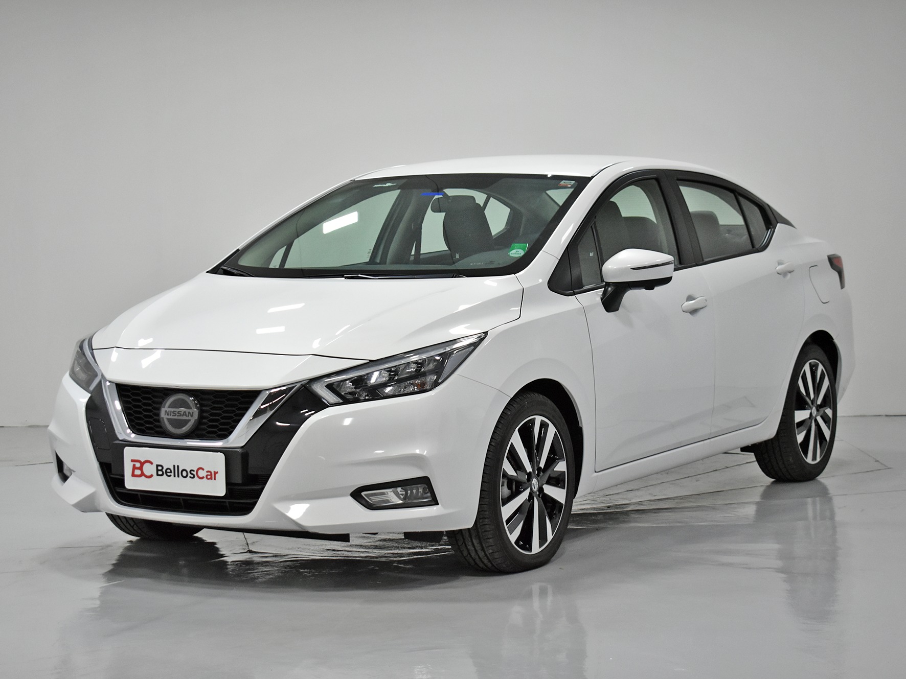 Nissan VERSA Exclusive 1.6 16V Flex Aut. Flex 4 portas, câmbio ...