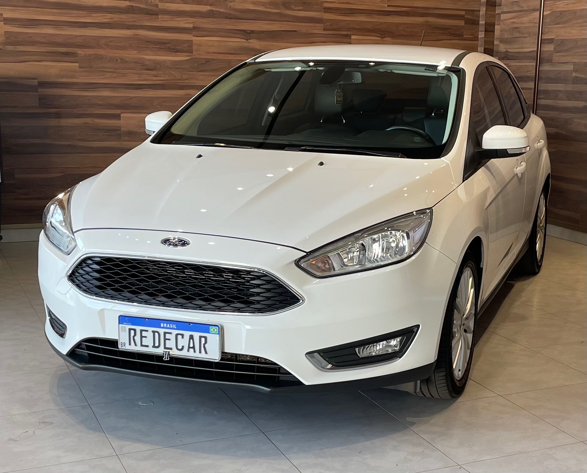 Ford Focus 2.0 16V/SE/SE Plus Flex 5p Aut. Flex 4 portas, câmbio ...