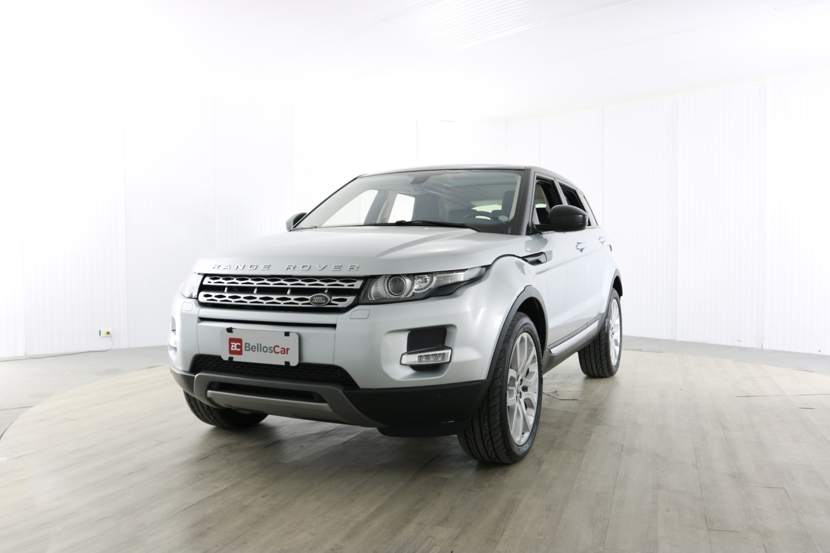 Land Rover Range R.EVOQUE Prestige 2.0 Aut. 5p Gasolina 4 portas ...
