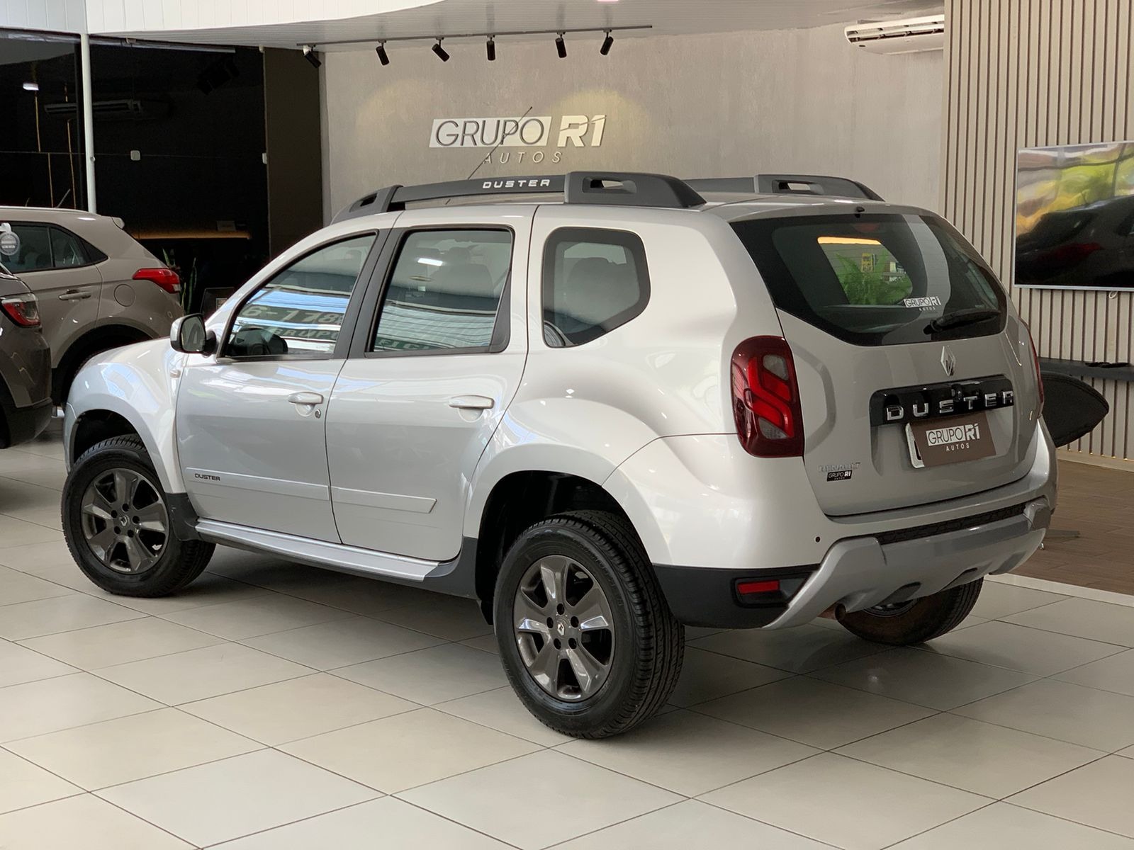 Renault DUSTER Dynamique 1.6 Flex 16V Aut. Flex 4 portas, câmbio ...