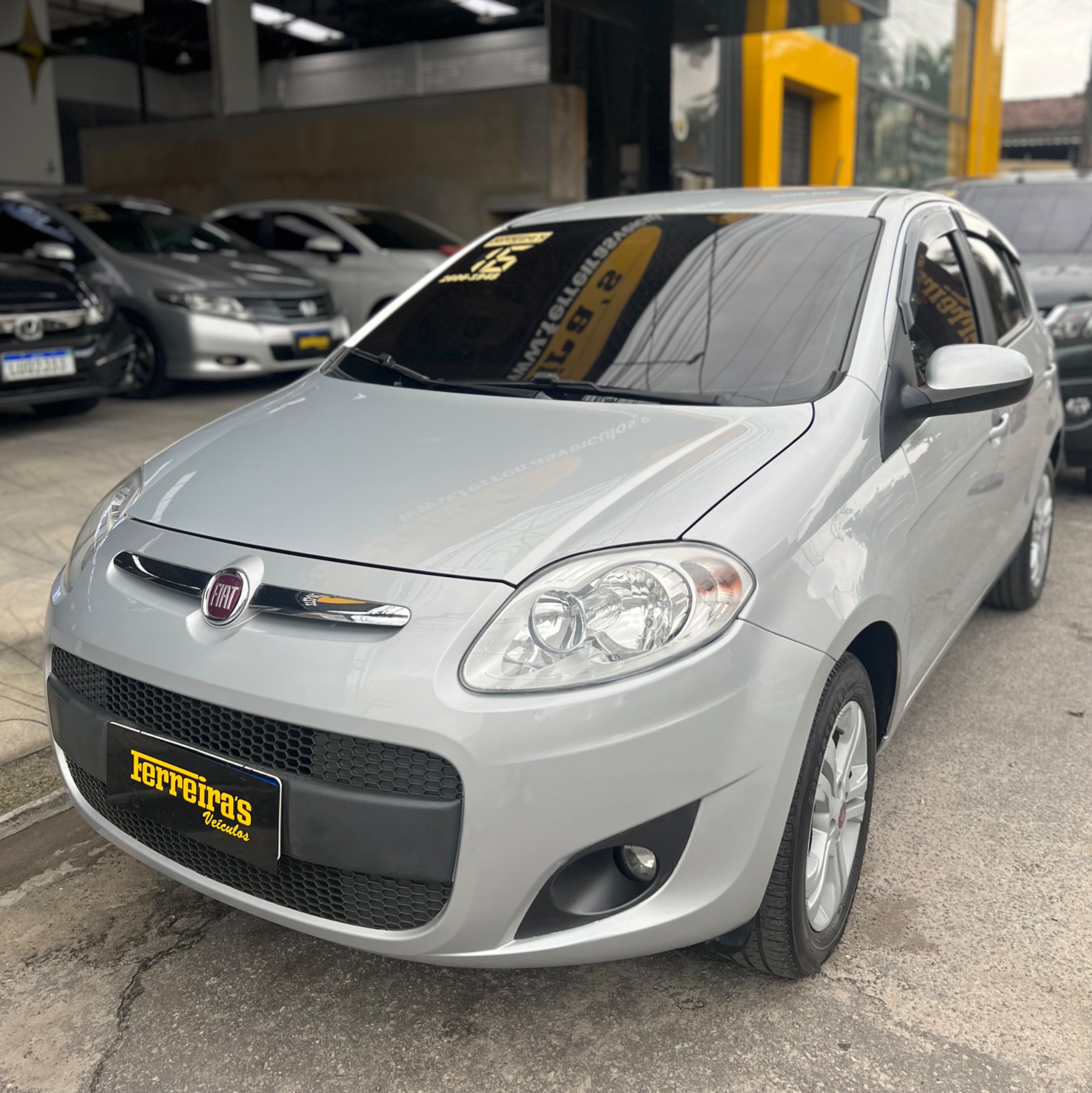 Fiat Palio ATTRA./ITÁLIA 1.4 EVO F.Flex 8V 5p Flex 4 portas, câmbio ...