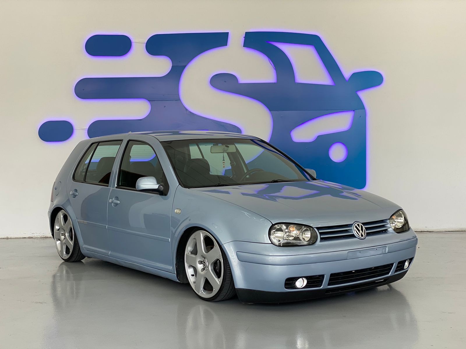VolksWagen Golf 1.6Mi/ 1.6Mi Gener./Black & Silver Gasolina 4 portas ...