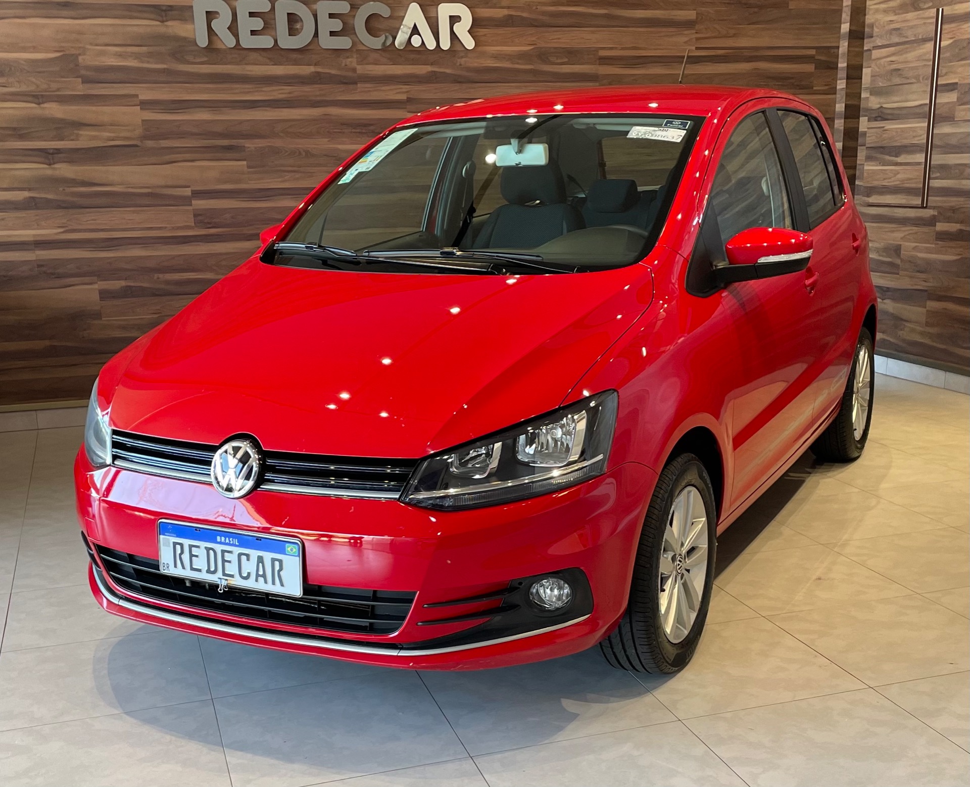 VolksWagen Fox Connect 1.6 Flex 8V 5p Flex 4 portas, câmbio Manual em ...