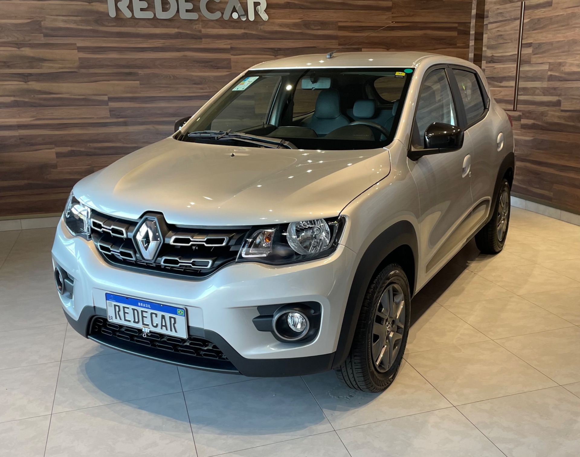 Renault KWID Intense 1.0 Flex 12V 5p Mec. Flex 4 portas, câmbio Manual ...