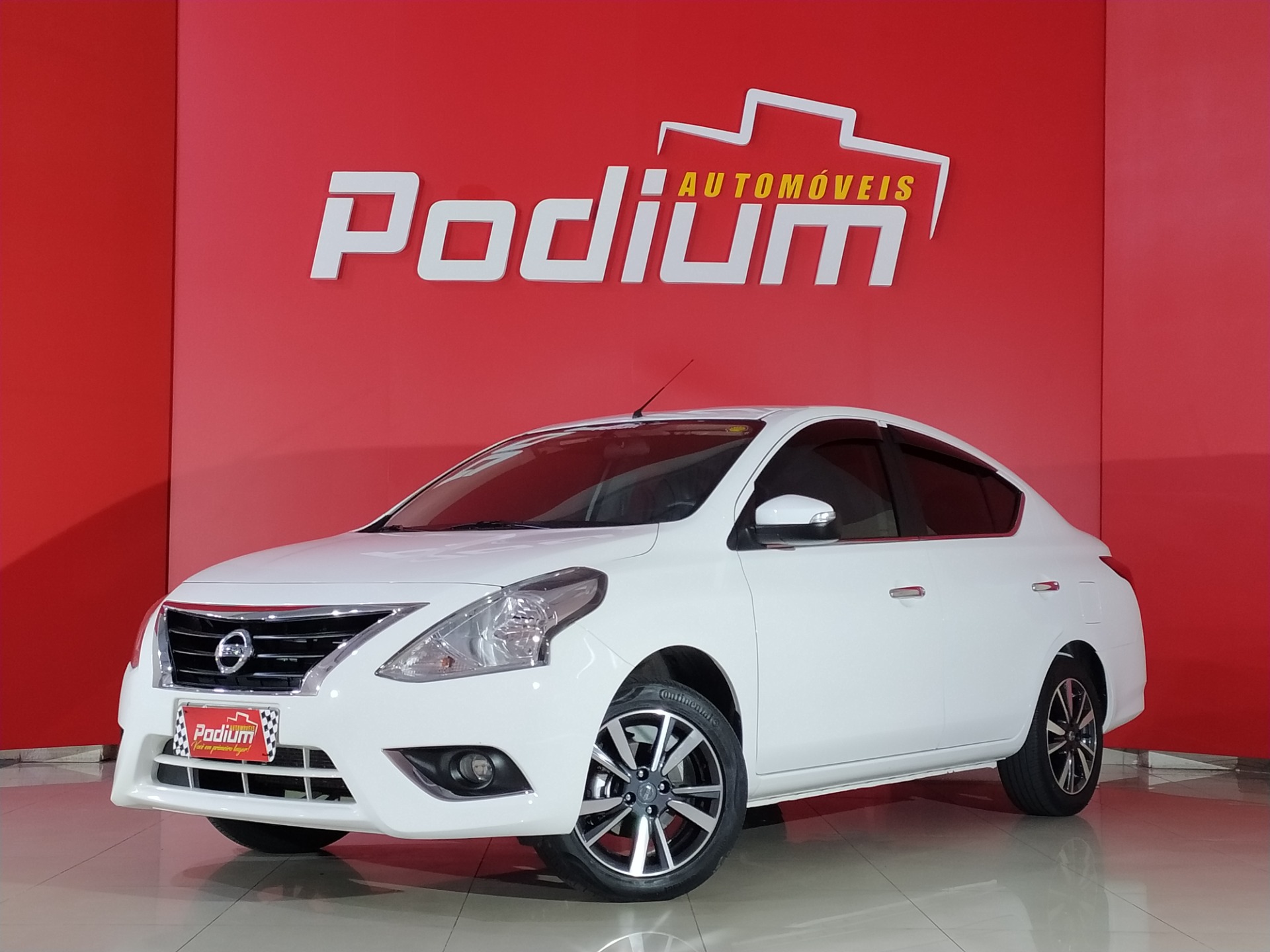 Nissan VERSA SL 1.6 16V FlexStart 4p Aut. Flex 4 portas, câmbio ...