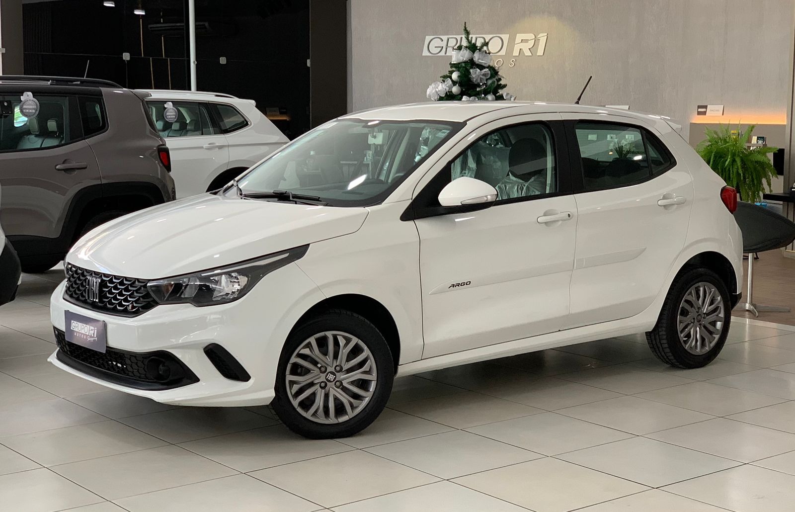 Fiat ARGO DRIVE 1.0 6V Flex Flex 4 portas, câmbio Manual em Olinda - GRUPO R1 AUTOS SHOPPING