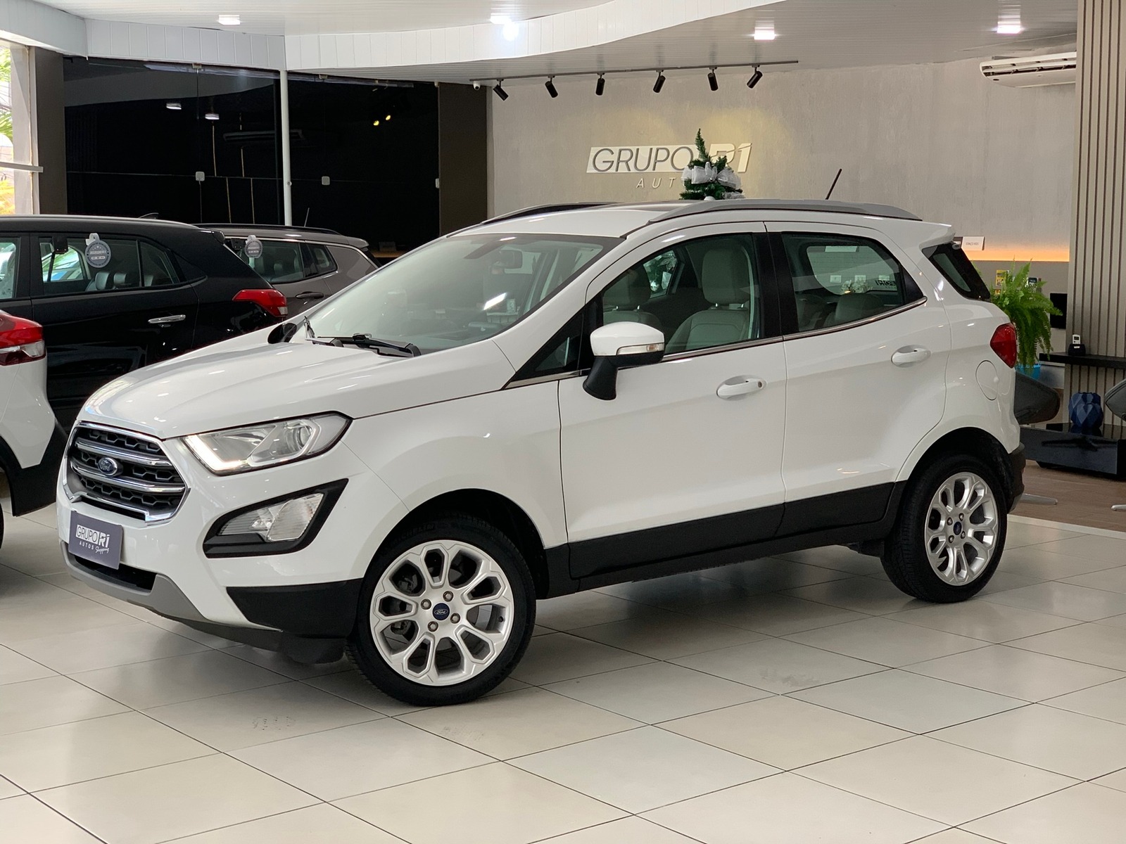 Ford EcoSport TITANIUM 2.0 16V Flex 5p Aut. Flex 4 portas, câmbio ...