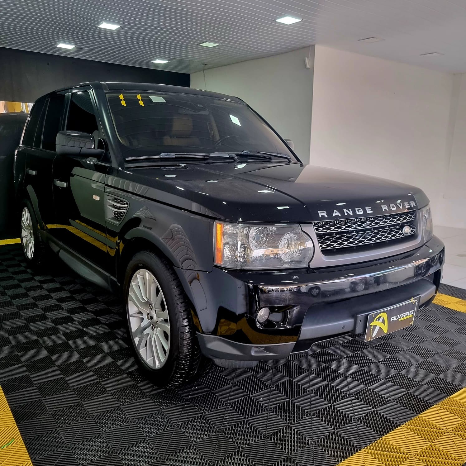 Land Rover Range Rover Sport HSE 3.0 4x4 SDV6 Dies. Diesel 4 portas, câmbio Automático em Ponta ...