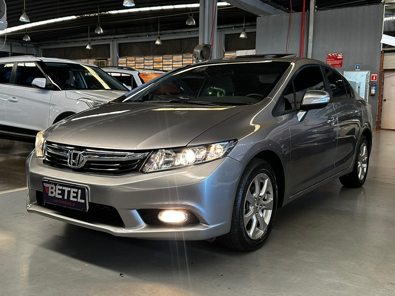 Honda Civic Sedan EXR 2.0 Flexone 16V Aut. 4p Flex 4 portas, câmbio Automático em Várzea Grande ...