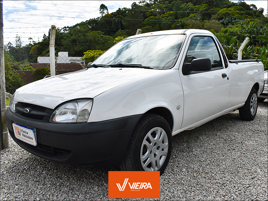 Ford Courier 1.6 L/ 1.6 Flex Flex 2 portas, câmbio Manual em Brusque ...