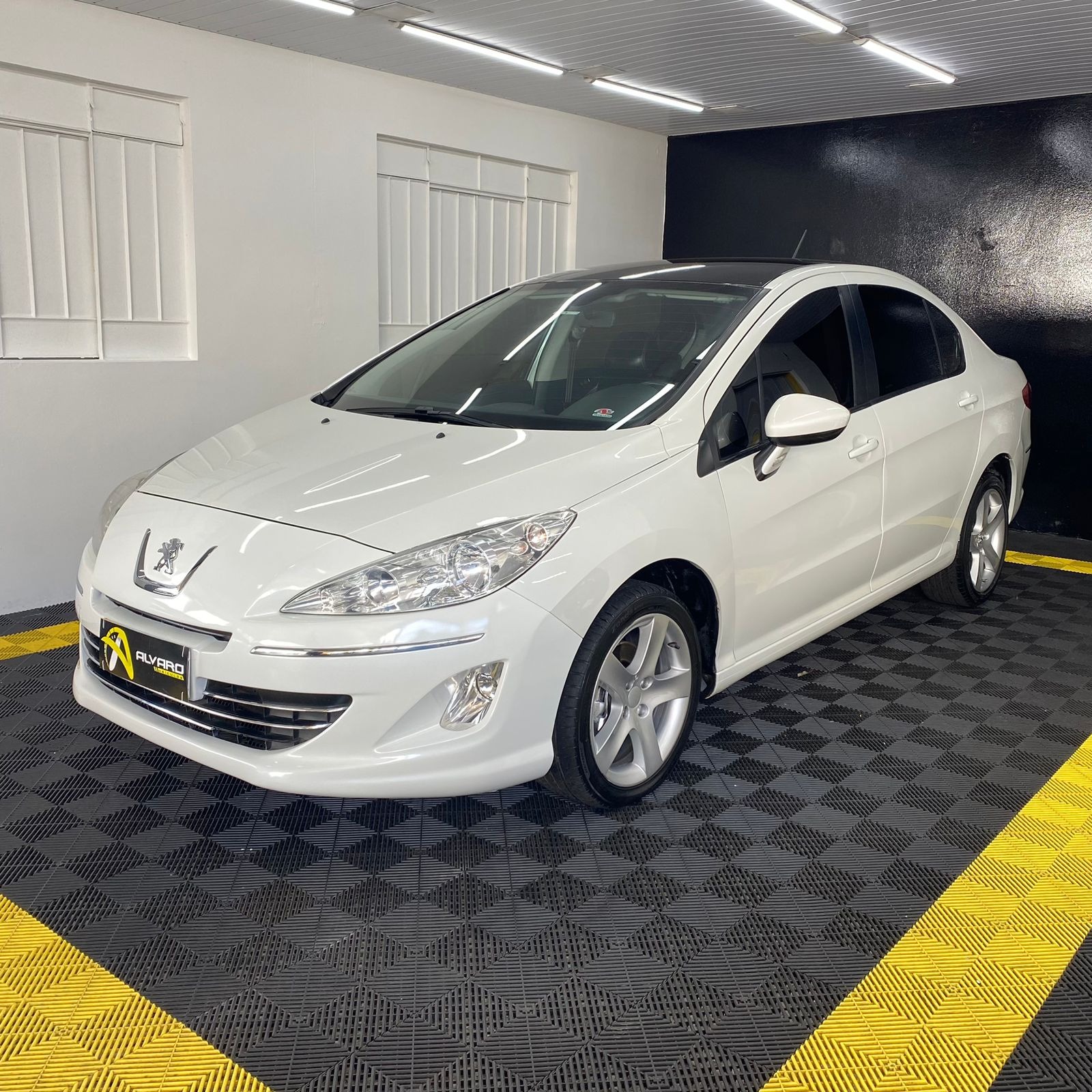 Peugeot 408 Sedan Allure 2.0 Flex 16V 4p Aut. Flex 4 portas, câmbio Automático em Ponta Grossa ...