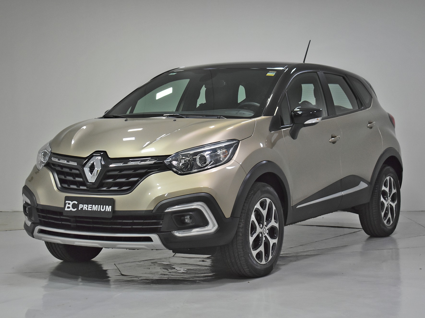 Renault CAPTUR Intense 1.3 TB 16V Flex 5p Aut. Flex 4 portas, câmbio ...
