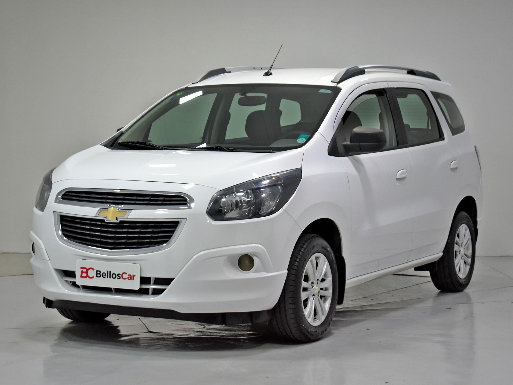 Chevrolet SPIN LT 1.8 8V Econo.Flex 5p Mec. Flex 4 portas, câmbio ...