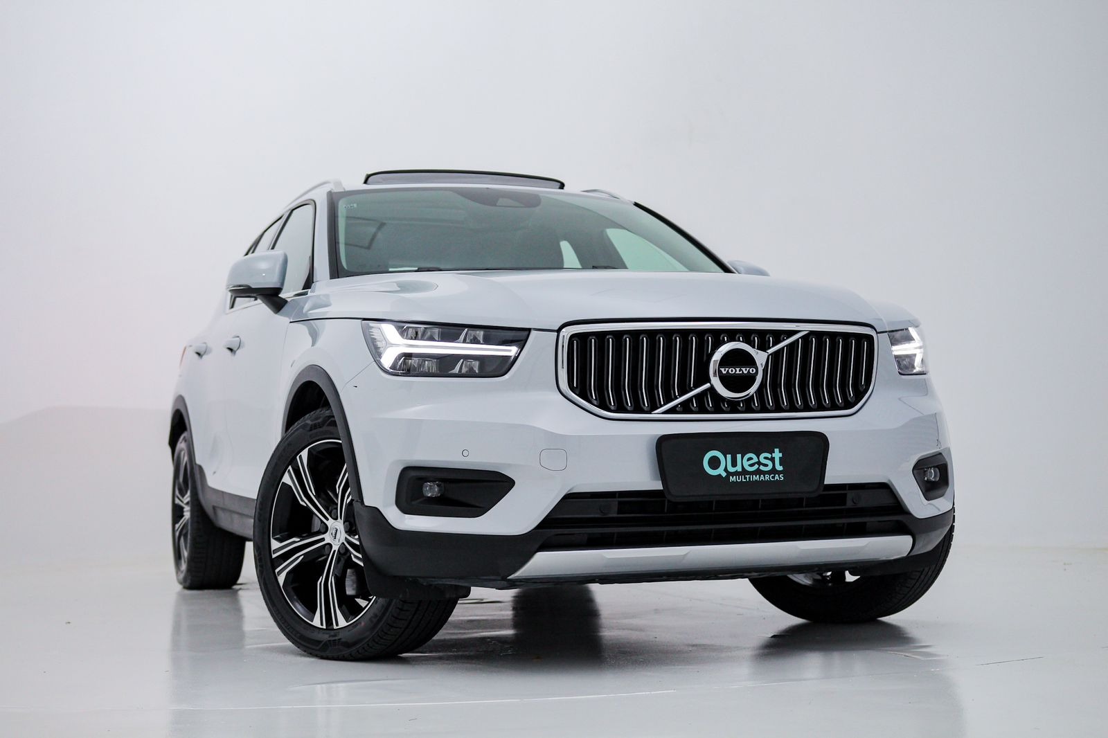 Volvo XC40 T5H INSCRIP HIBRIDO Gasolina e Elétrico 4 portas, câmbio ...