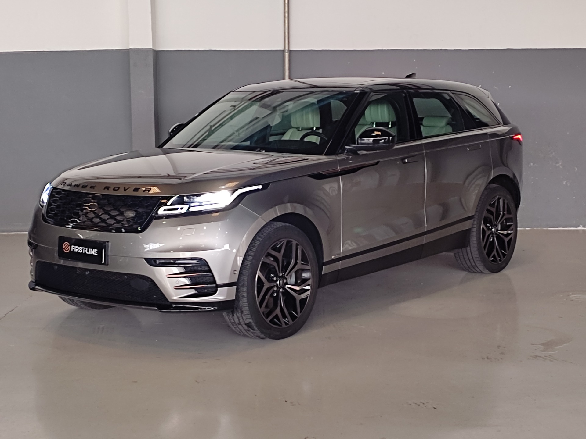 Land Rover Range R. VELAR First Ed. 3.0 4x4 V6 Aut. Gasolina 4 portas ...