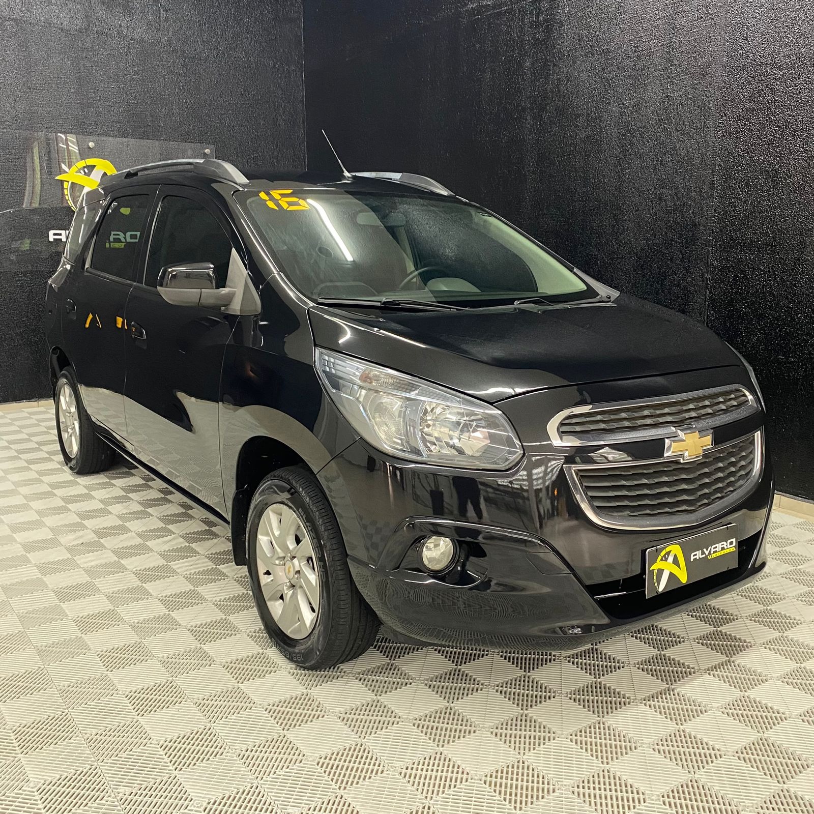 Chevrolet SPIN LTZ 1.8 8V Econo.Flex 5p Aut. Flex 4 portas, câmbio ...