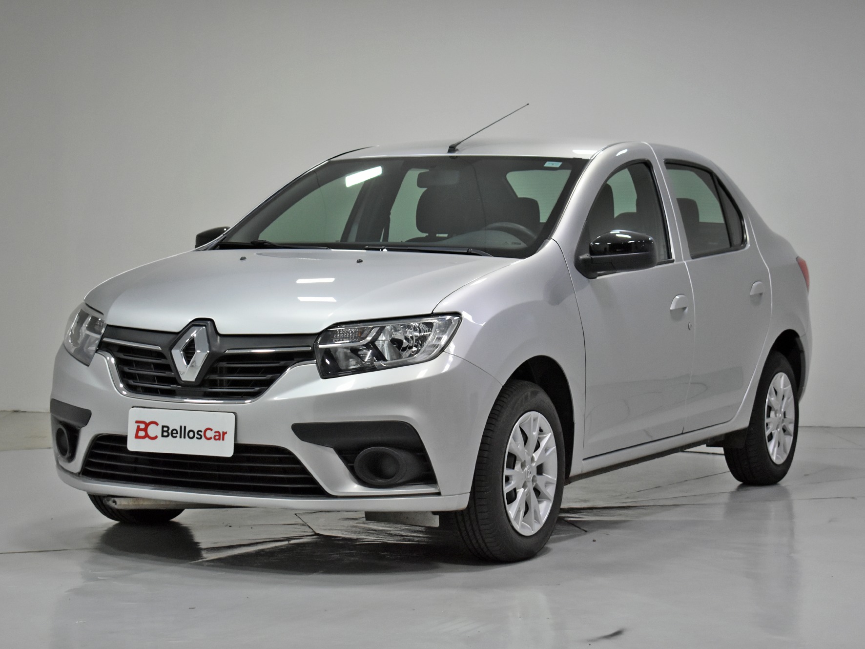 Renault LOGAN Zen Flex 1.0 12V 4p Mec. Flex 4 portas, câmbio Manual em ...