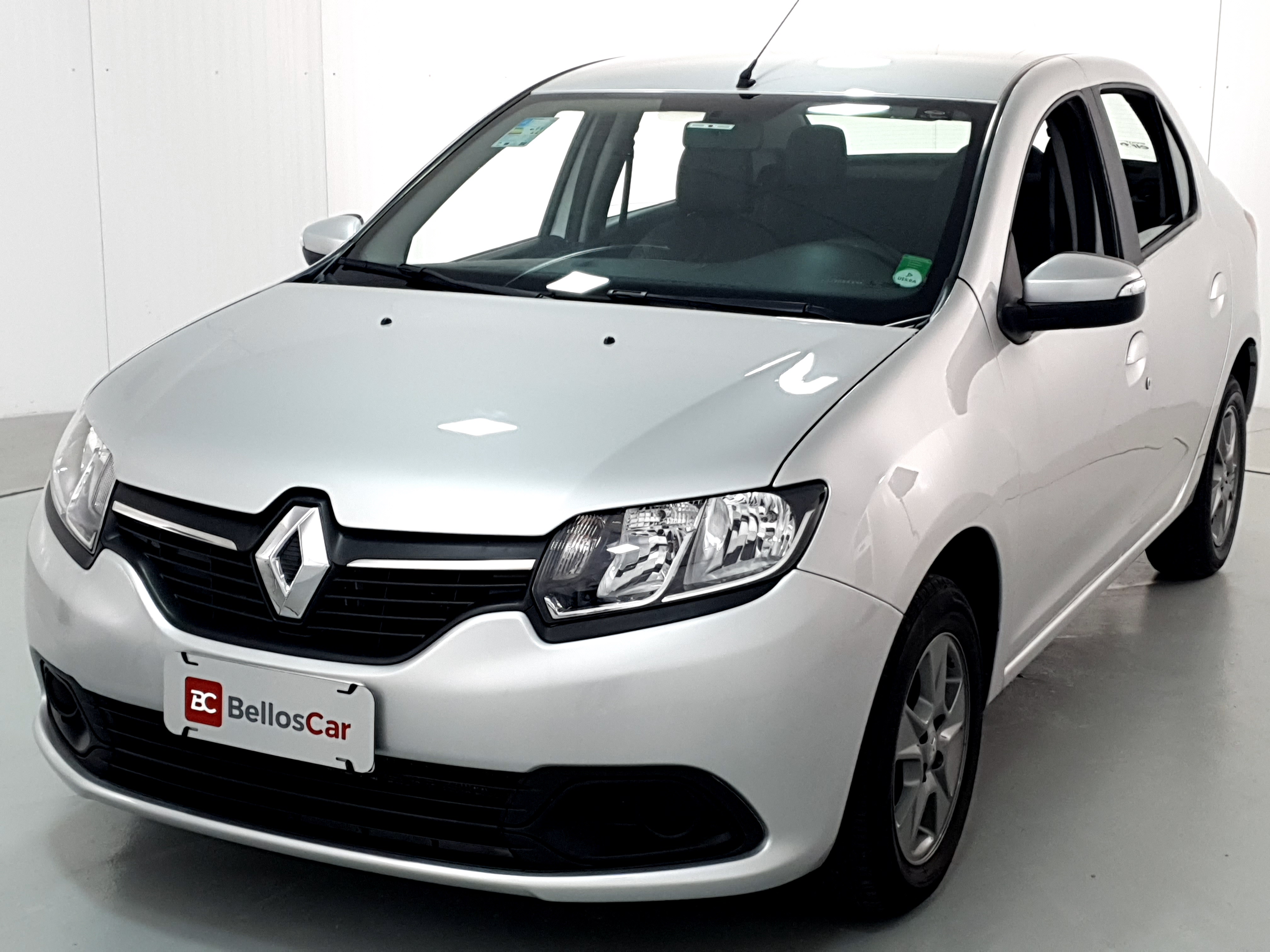 Renault LOGAN Expression Flex 1.6 16V 4p Flex 4 portas, câmbio Manual ...