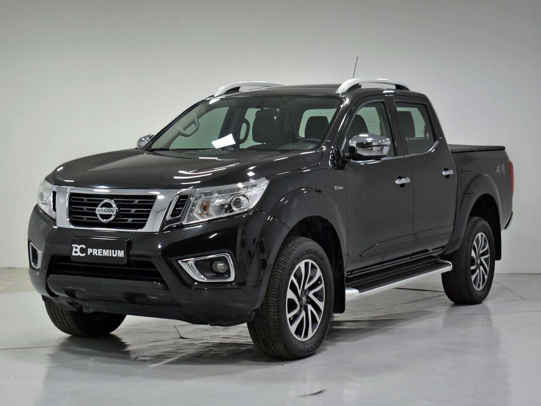 Nissan Frontier LE CD 4x4 2.3 Bi-TB Diesel Aut. Diesel 4 portas, câmbio ...