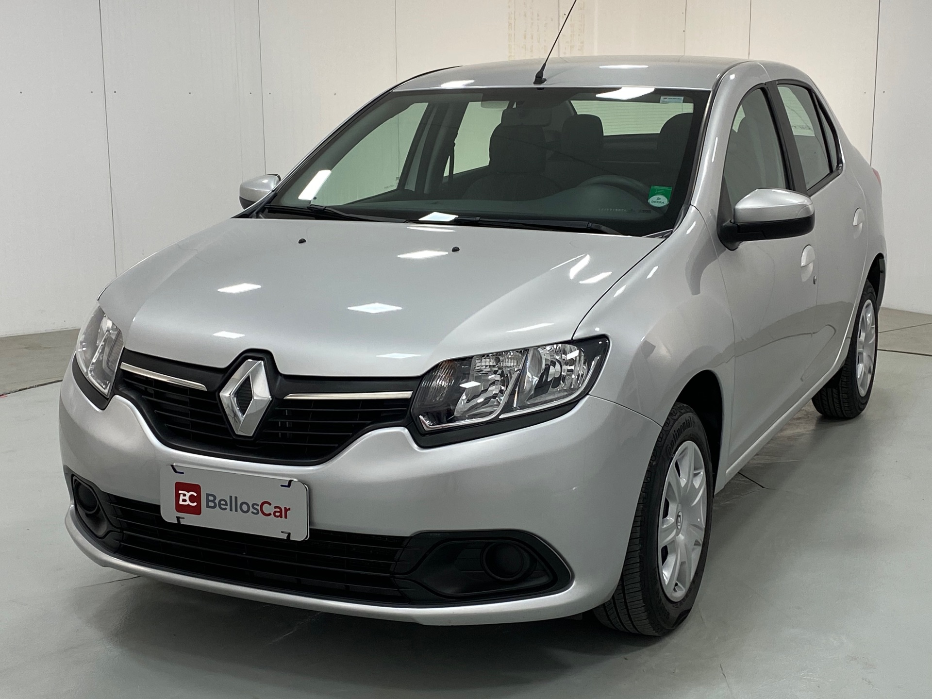 Renault LOGAN Expression Flex 1.6 16V 4p Flex 4 portas, câmbio Manual ...