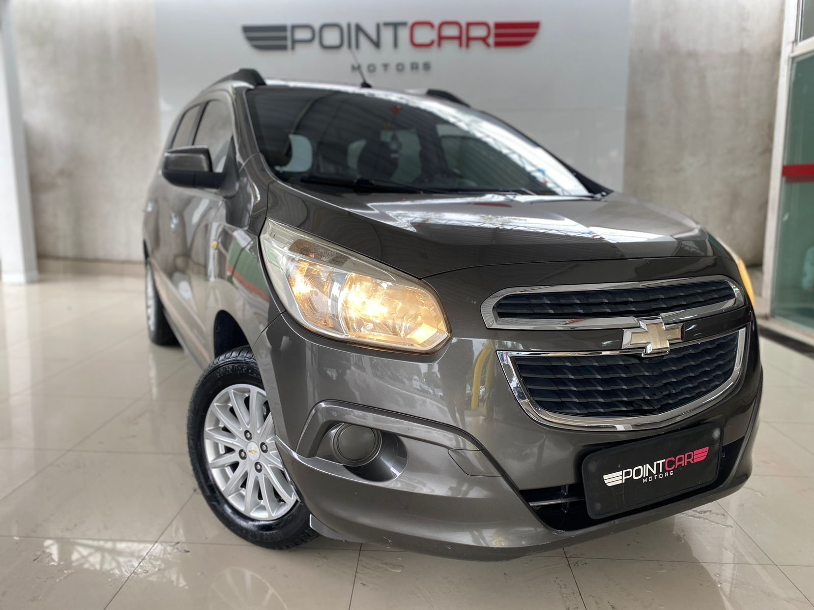 Chevrolet SPIN LT 1.8 8V Econo.Flex 5p Aut. Flex 4 portas, câmbio ...