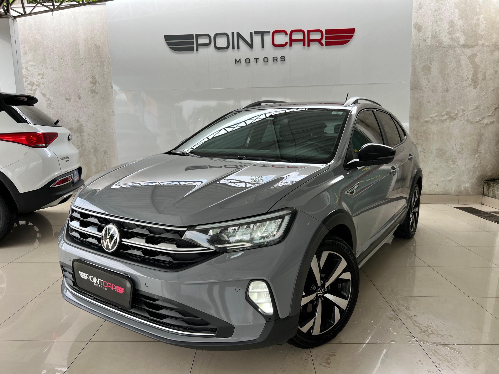 VolksWagen Nivus Highline 1.0 200 TSI Flex Aut. Flex 4 portas, câmbio ...