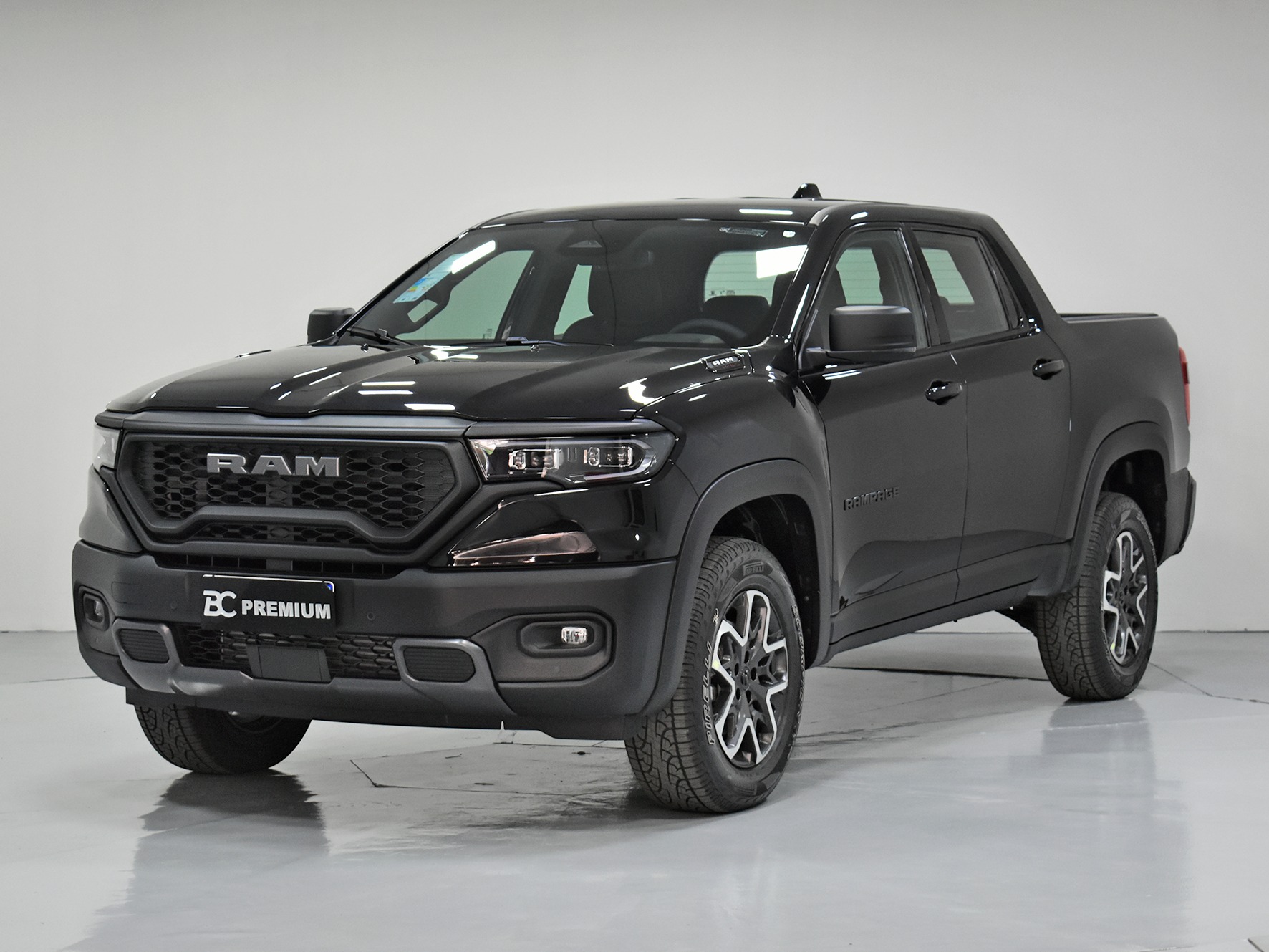 RAM RAMPAGE REBEL 2.0 TB CD 4X4 Diesel Aut. Diesel 4 portas, câmbio ...