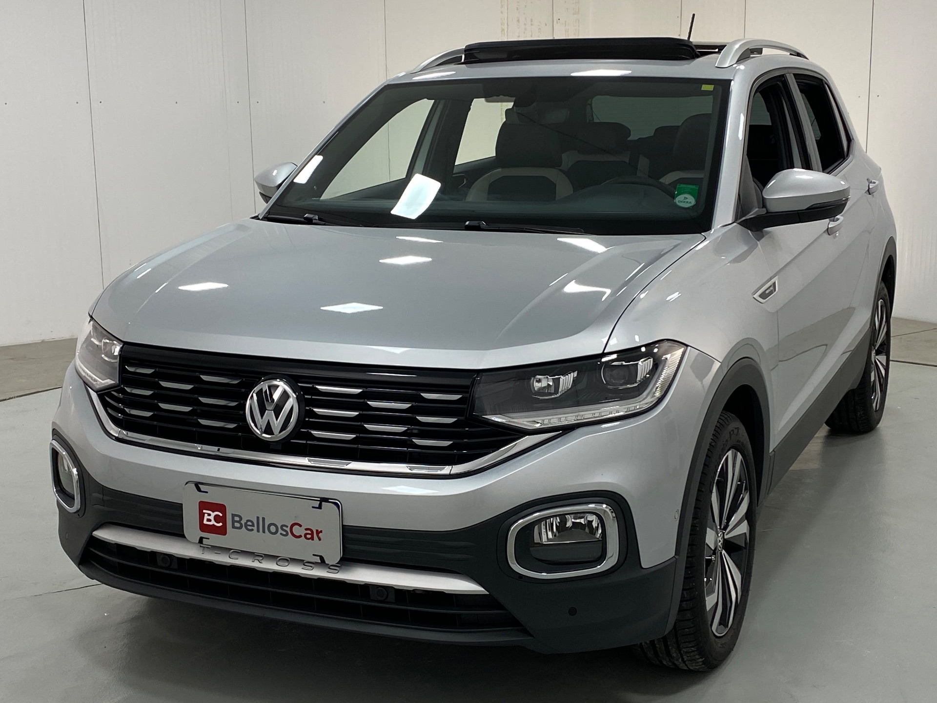 VolksWagen T-Cross Highline 1.4 TSI Flex 16V 5p Aut Flex 4 portas ...