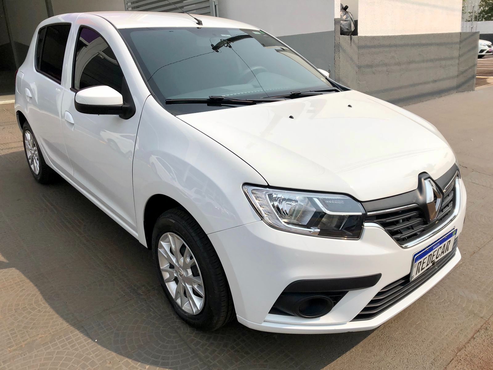 Renault SANDERO Zen Flex 1.0 12V 5p Mec. Flex 4 portas, câmbio Manual ...