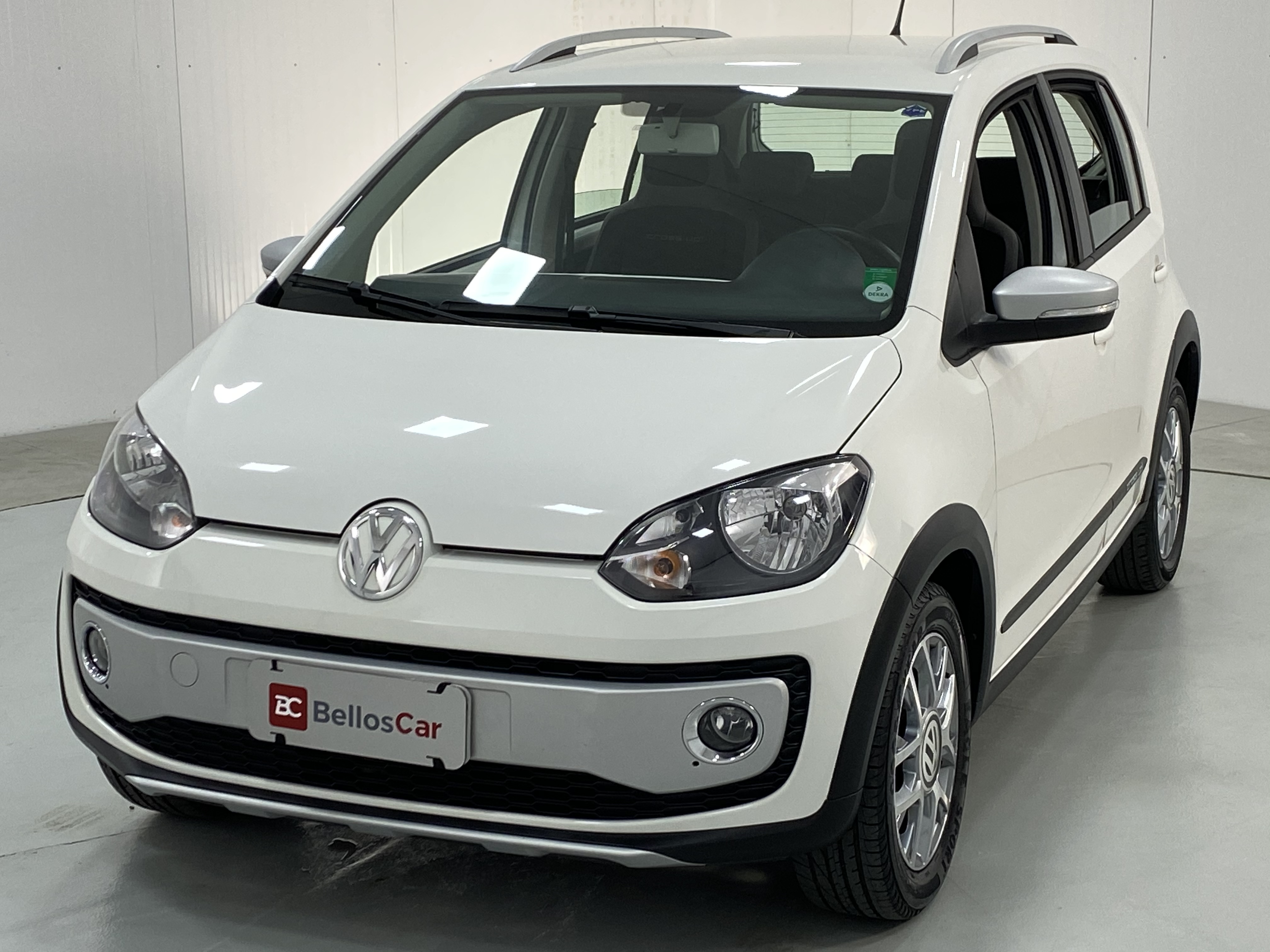 VolksWagen up! cross 1.0 T. Flex 12V 5p Flex 4 portas, câmbio Manual em ...