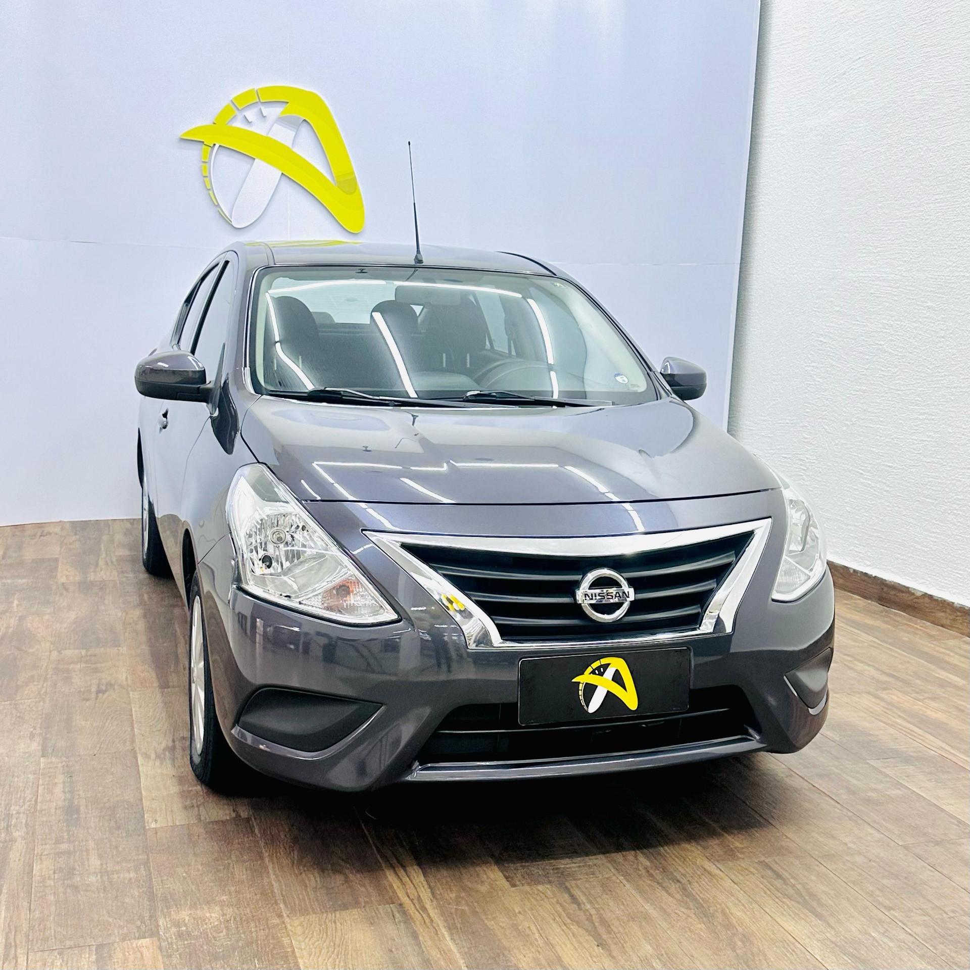 Nissan VERSA S 1.6 16V FlexStart 4p Mec. Flex 4 portas, câmbio Manual ...