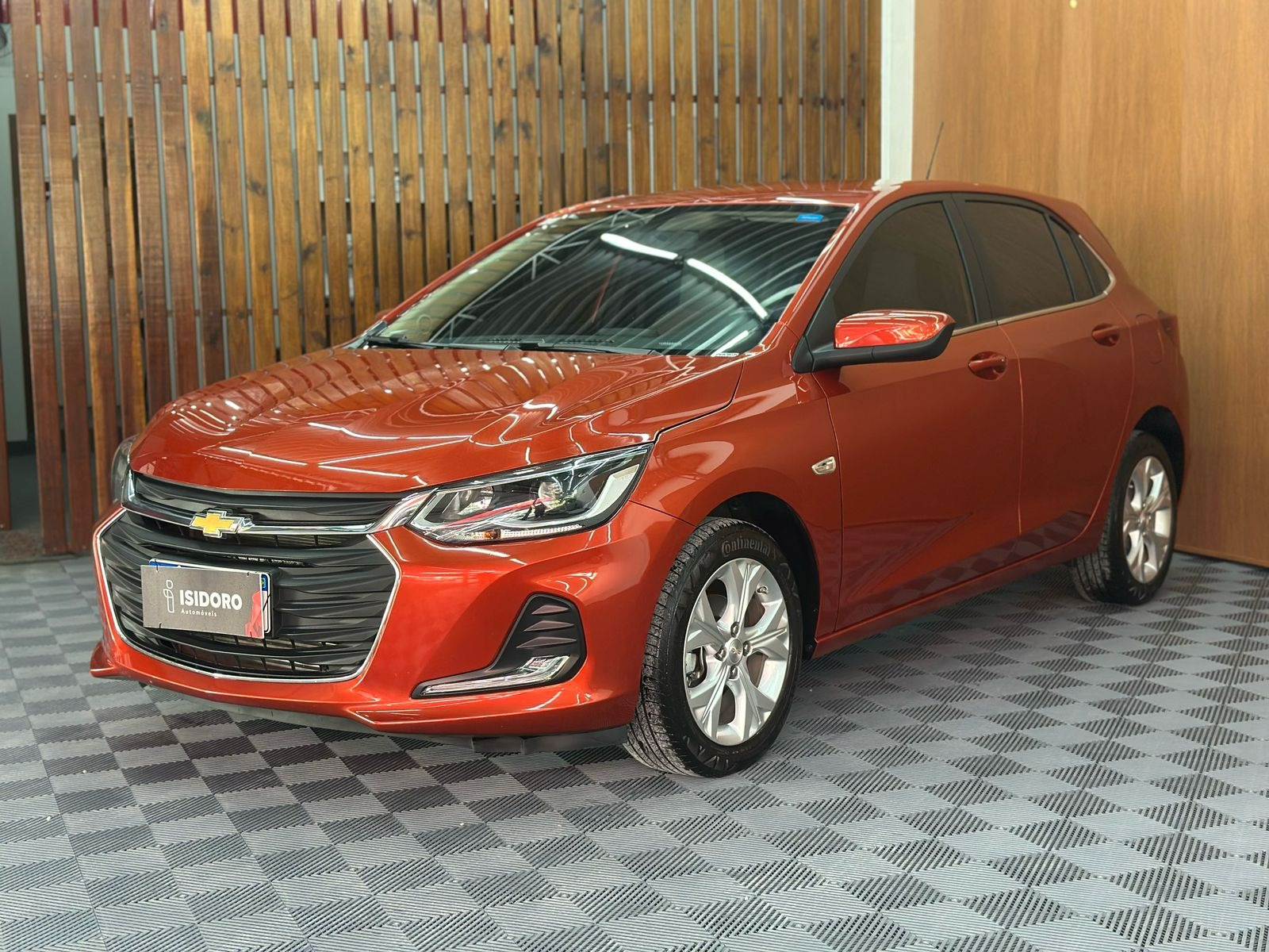 Chevrolet ONIX HATCH PREM. 1.0 12V TB Flex 5p Aut. Flex 4 portas ...