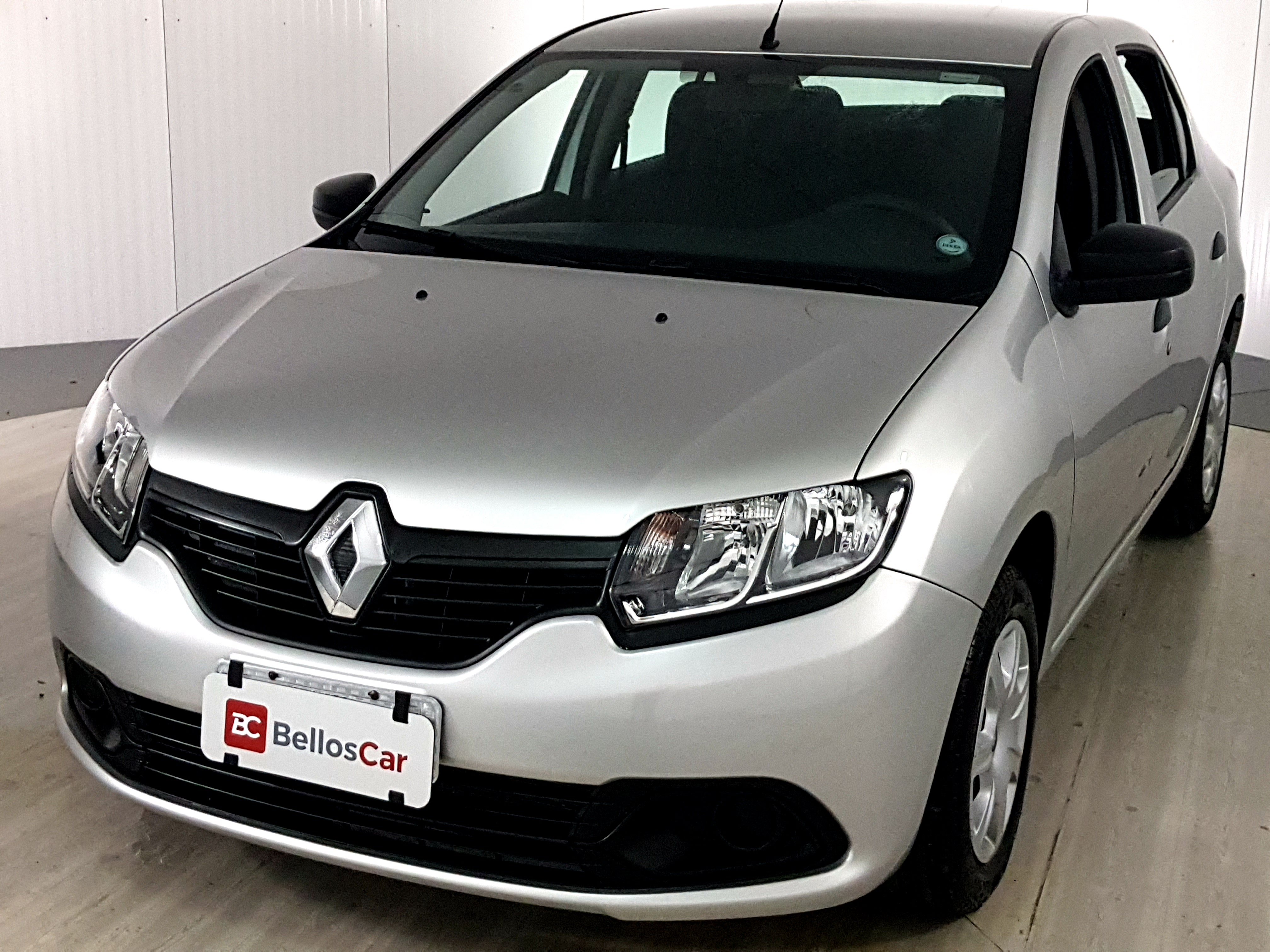 Renault LOGAN Authentique Flex 1.0 12V 4p Flex 4 portas, câmbio Manual ...