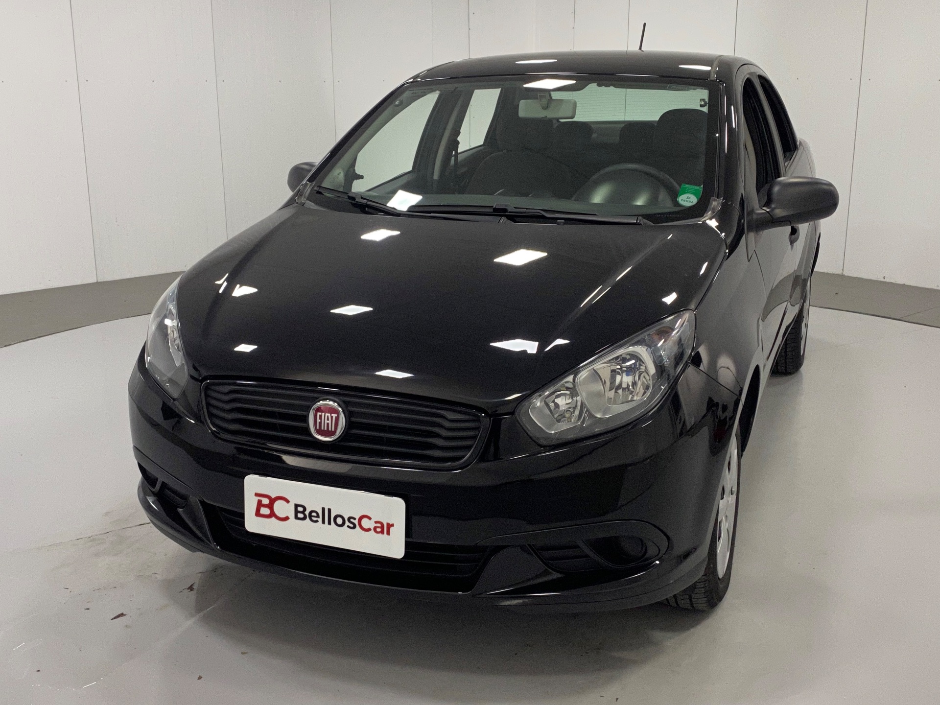 Fiat Grand Siena 1.0 EVO Flex 8V 4p Flex 4 portas, câmbio Manual em ...