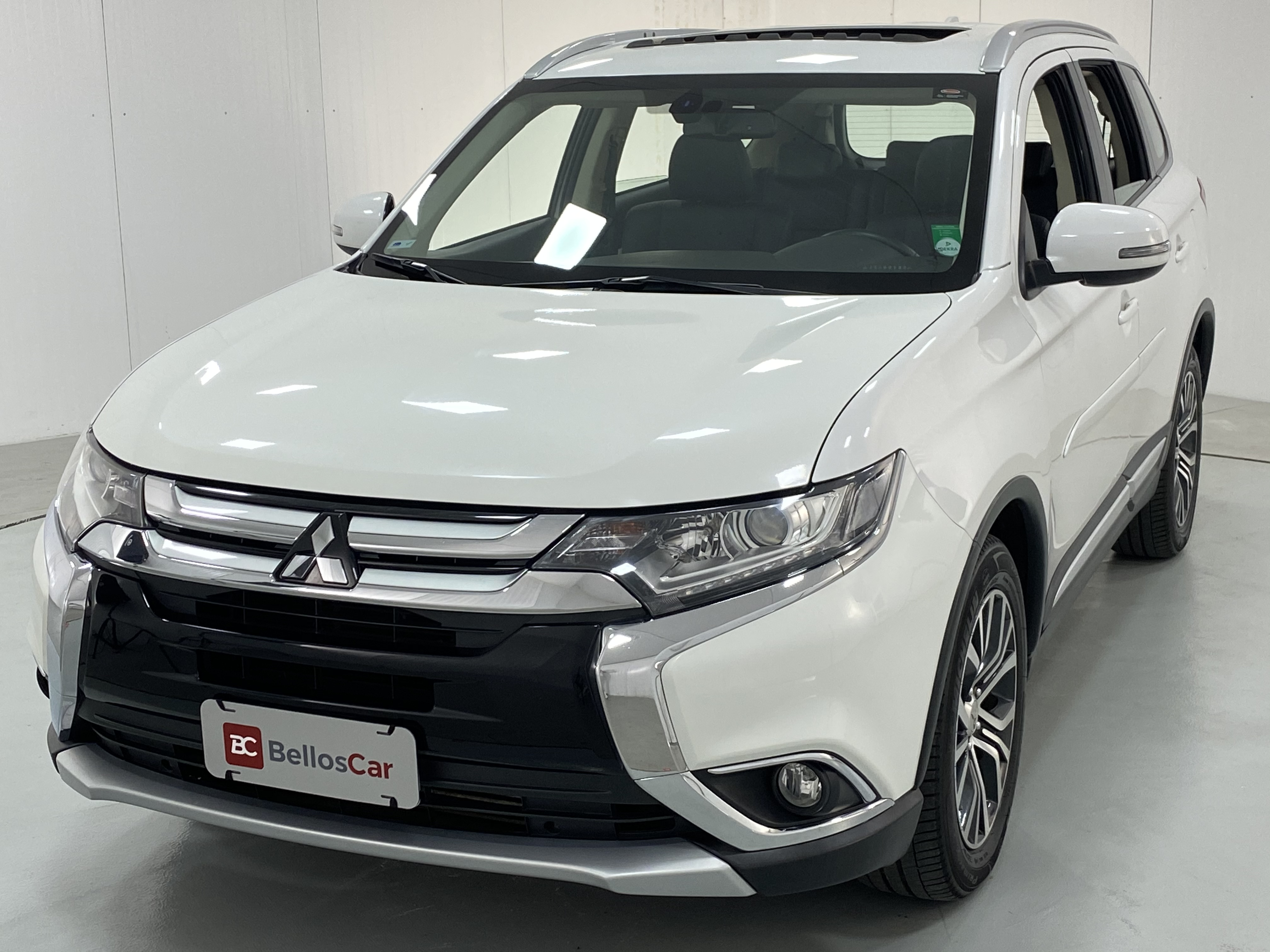 Mitsubishi OUTLANDER 2.2 165cv Diesel Aut. Diesel 4 portas, câmbio ...