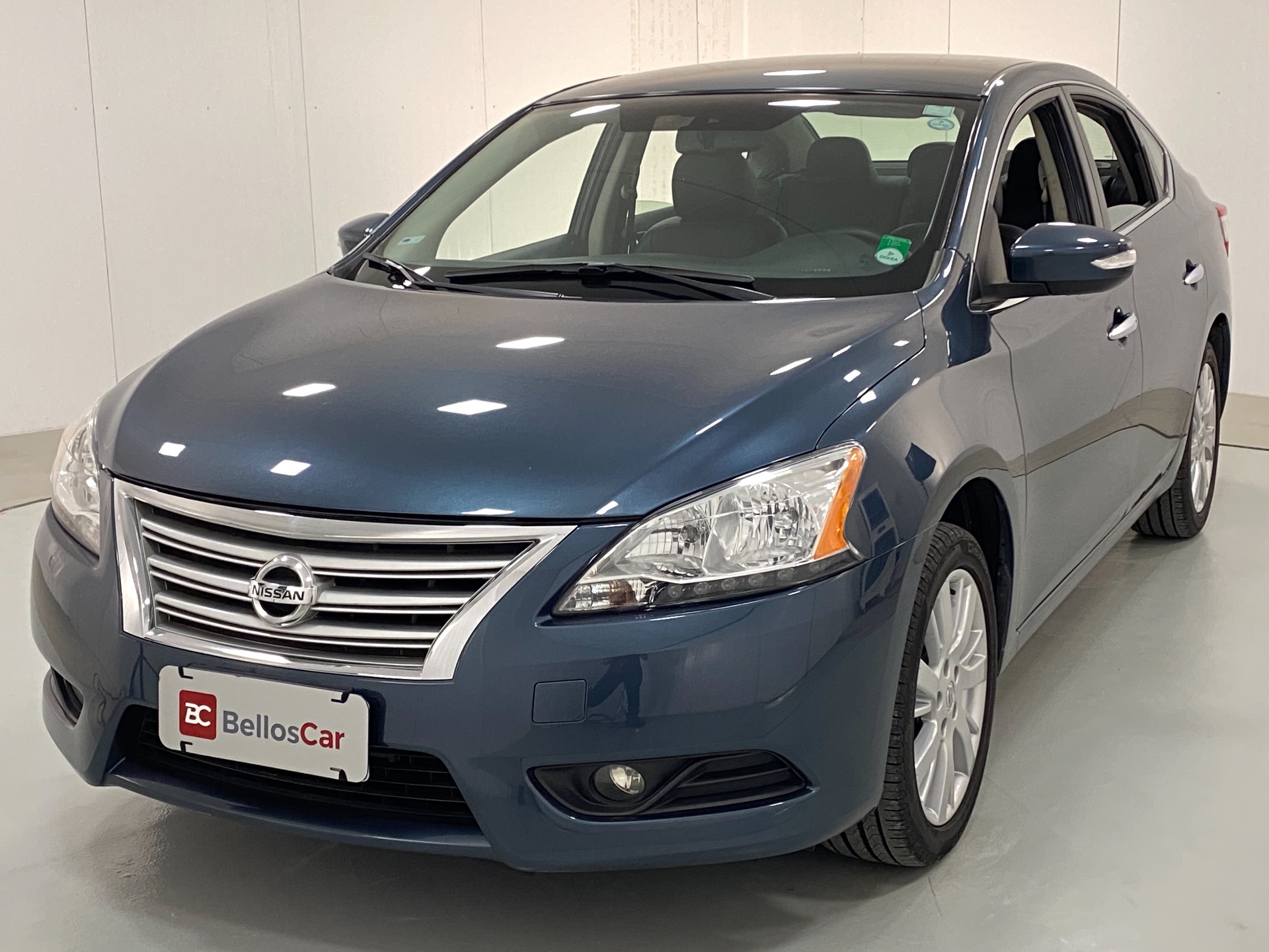 Nissan Sentra SL 2.0/ 2.0 Flex Fuel 16V Aut. Flex 4 portas, câmbio ...