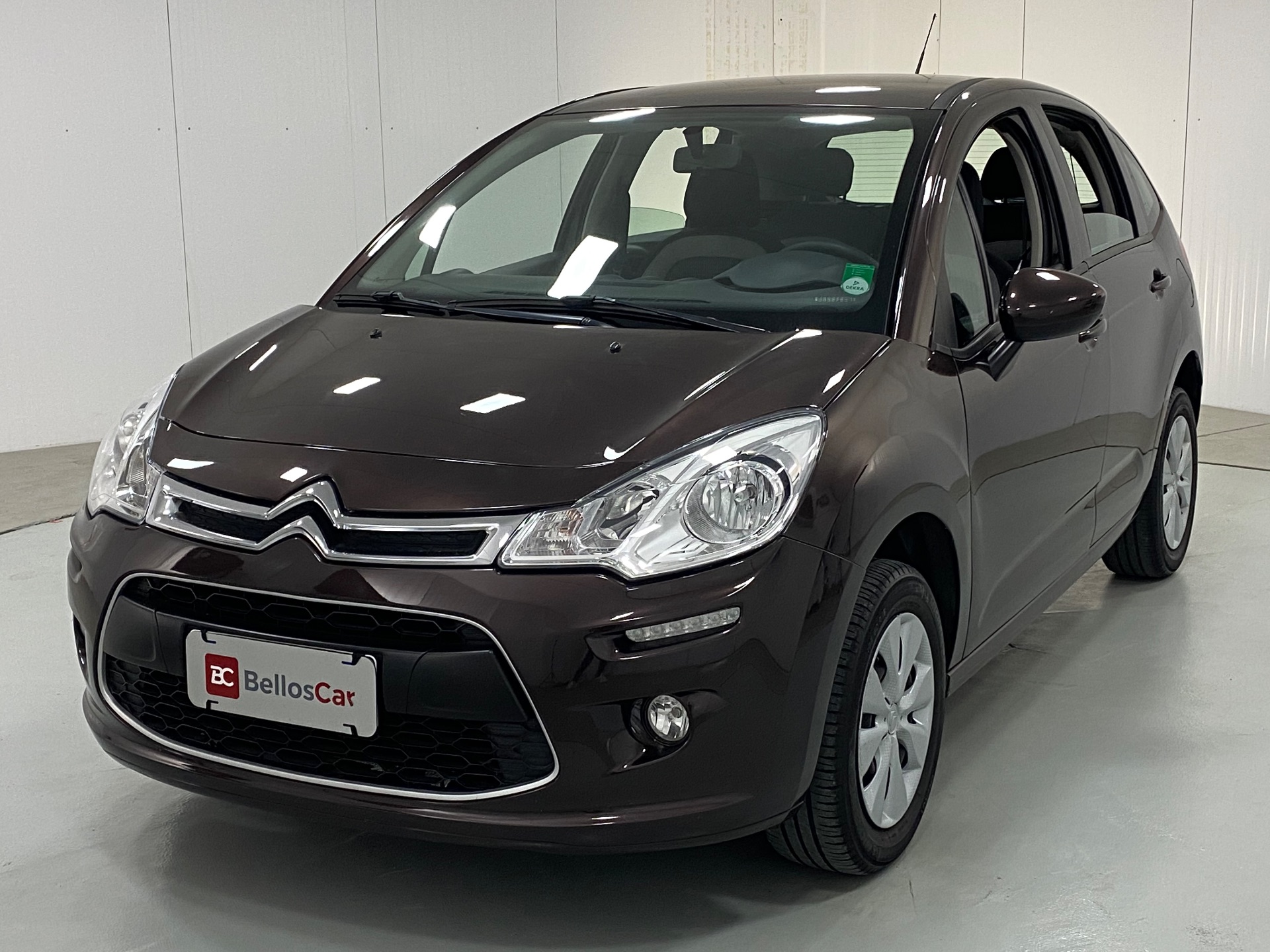 Citroën C3 Attraction Pure Tech 1.2 Flex 12V Mec Flex 4 portas, câmbio ...