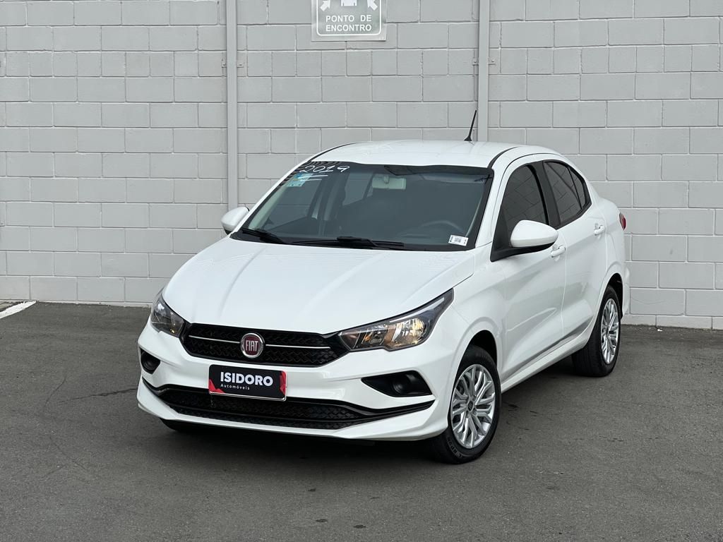 Fiat CRONOS DRIVE 1.3 8V Flex Flex 4 portas, câmbio Manual em Blumenau ...