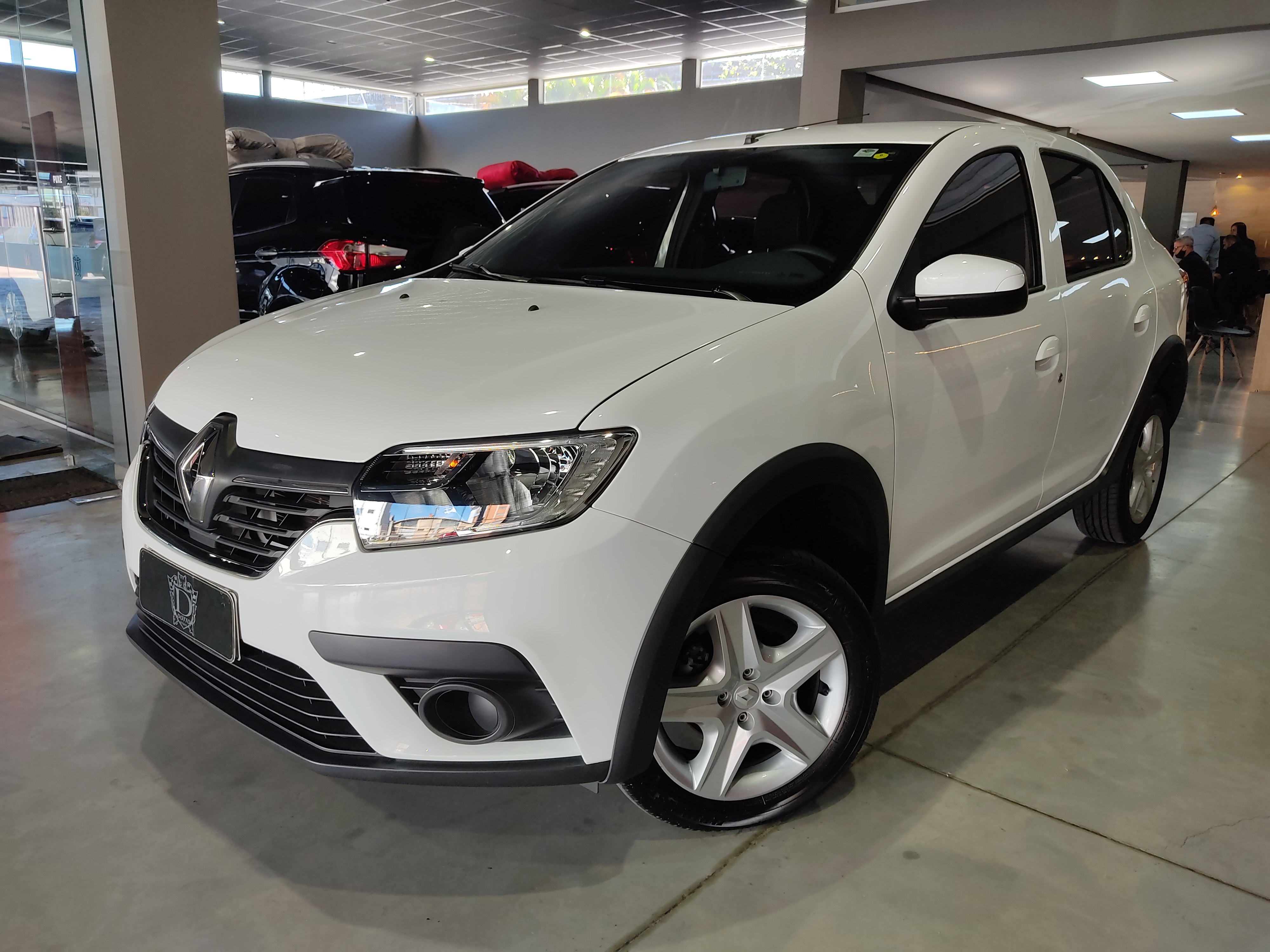 Renault LOGAN Zen Flex 1.6 16V 4p Aut. Flex 4 portas, câmbio ...