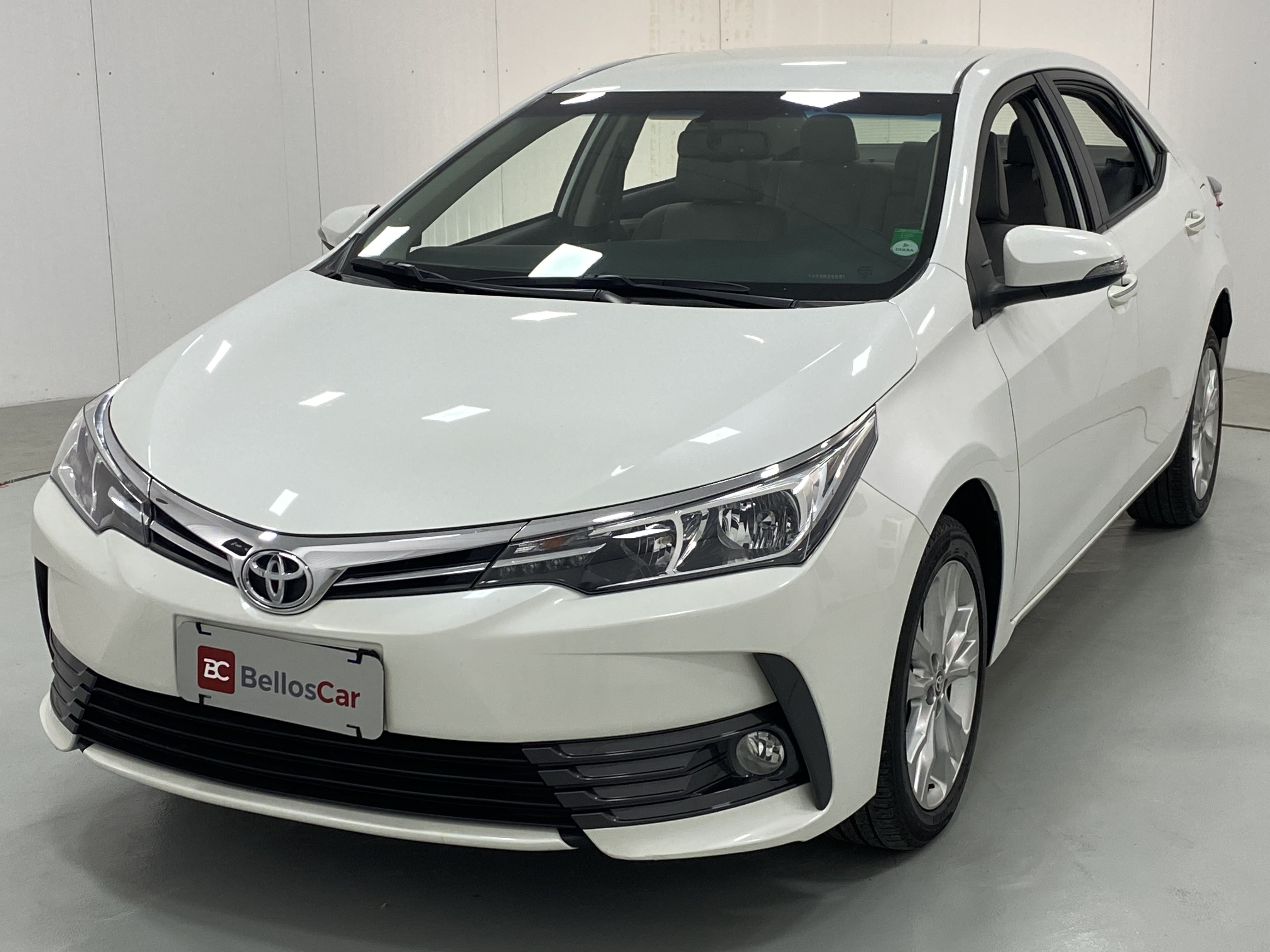Toyota Corolla XEi 2.0 Flex 16V Aut. Flex 4 portas, câmbio Automático ...
