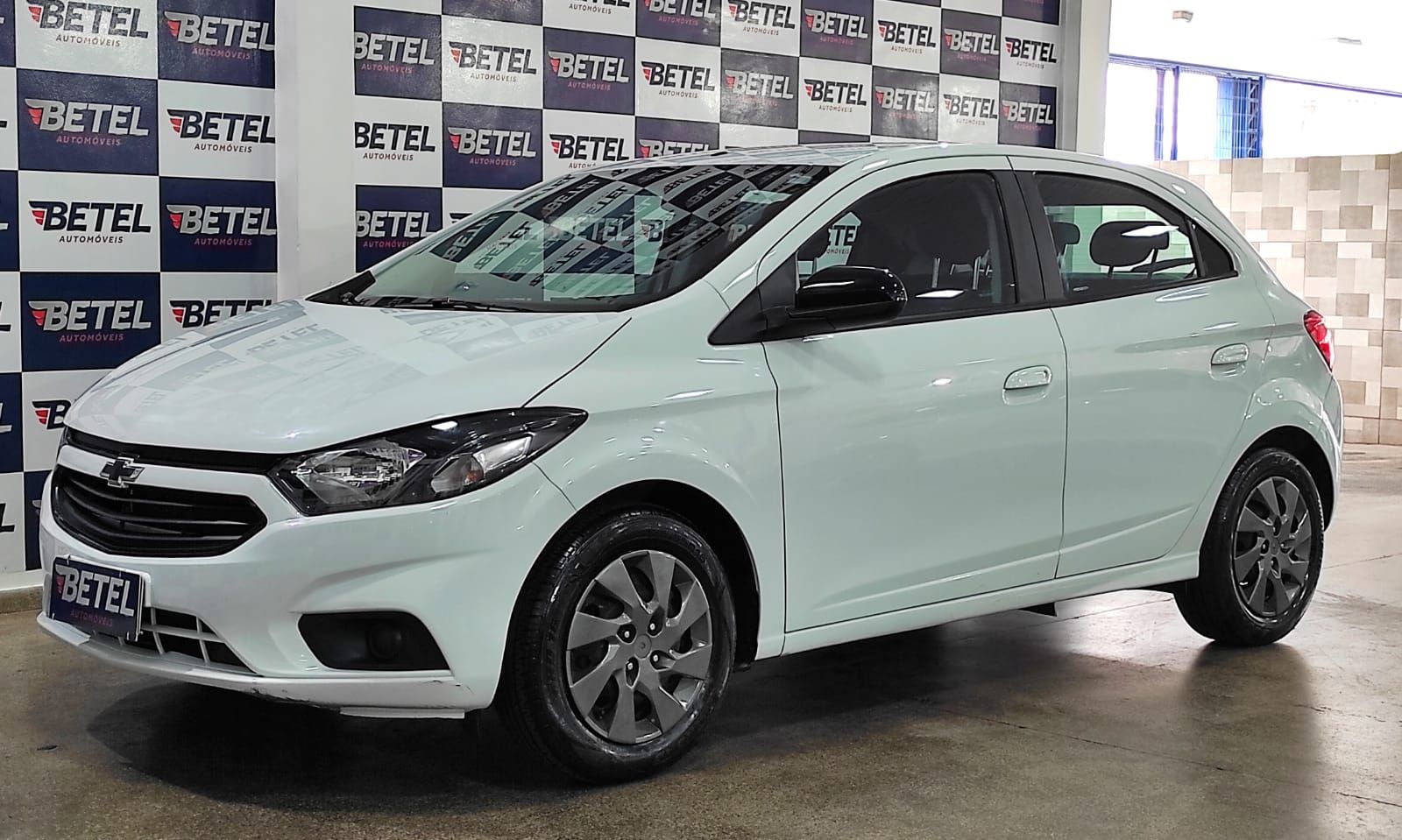Chevrolet ONIX HATCH 1.0 12V Flex 5p Mec. Flex 4 portas, câmbio Manual ...