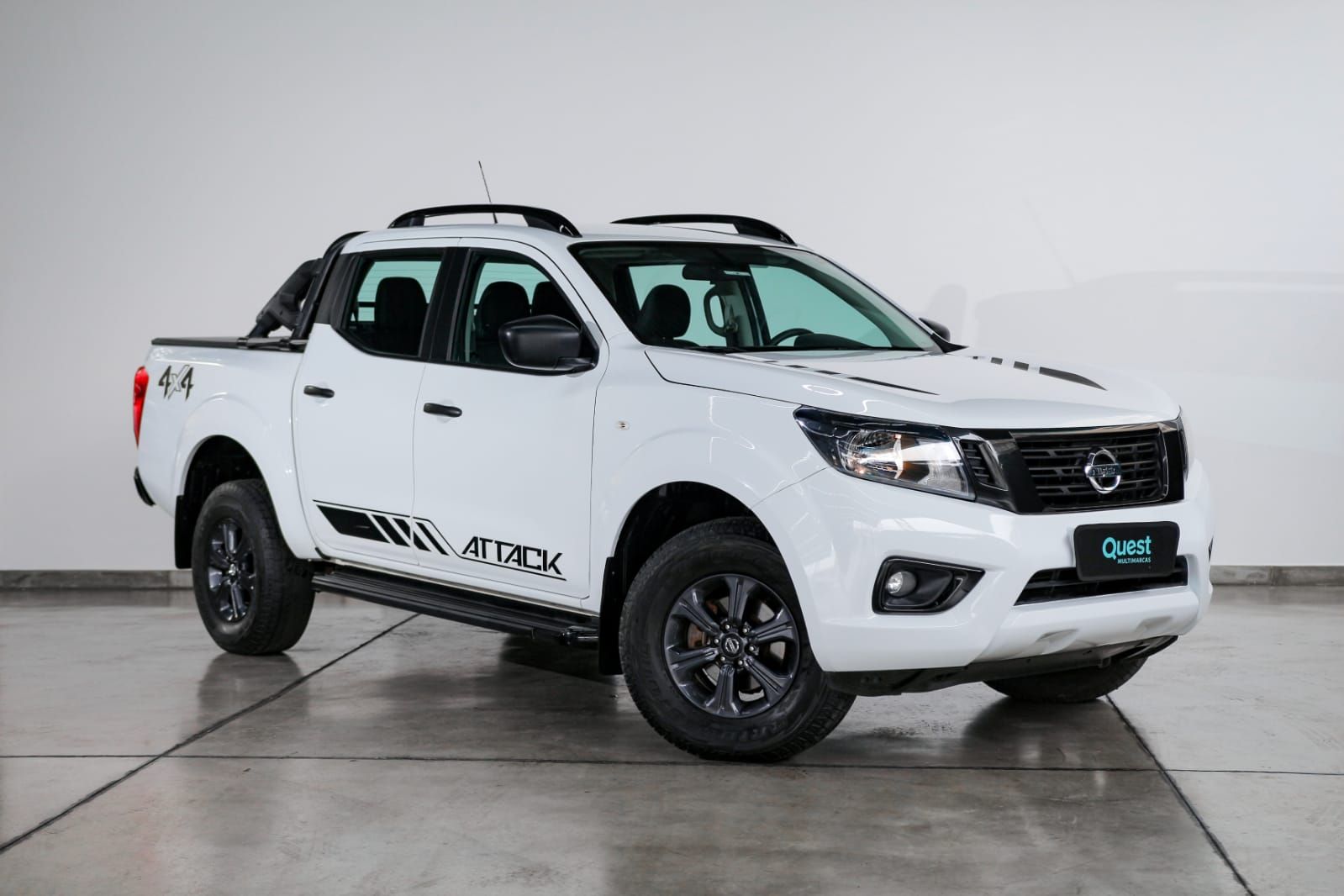 Nissan Frontier ATTAC.CD 4x4 2.3 Bi-TB Die. Aut Diesel 4 portas, câmbio ...